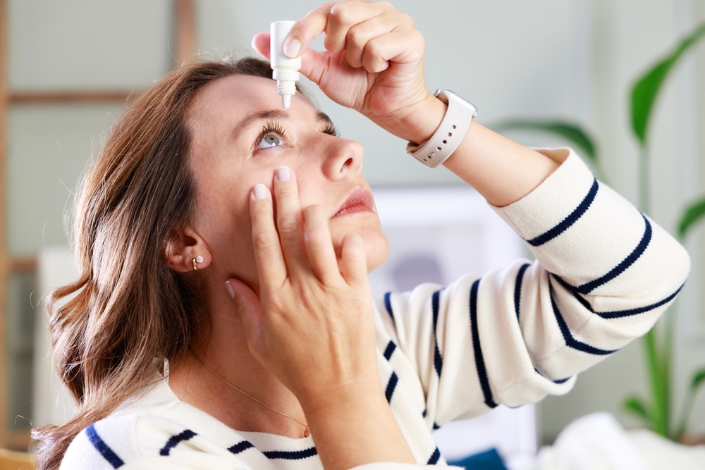 How Long Do I Need to Use Eye Drops After LASIK? | Clear Advantage